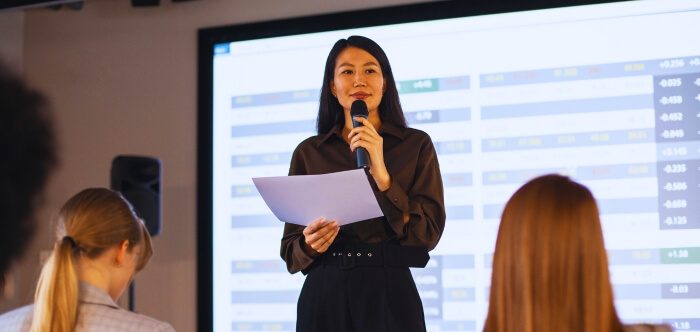 What Does a Moderator Do at a Conference?