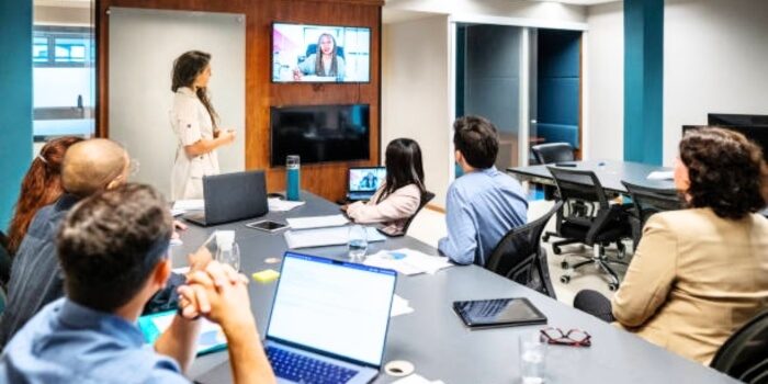 What Is Hybrid Conference? (A Comprehensive Guide)